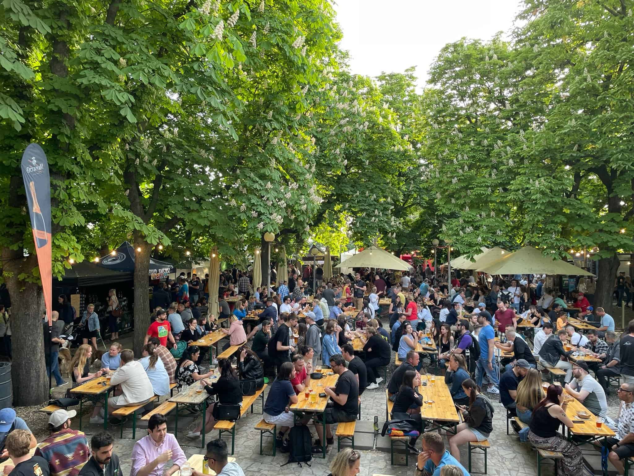 A Guide to the Best Prague Beer Gardens - Travel Dudes