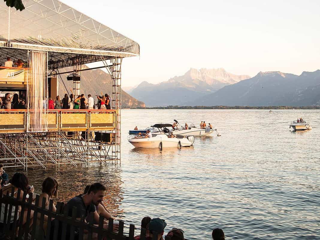 A Guide to Planning a Memorable Trip to Switzerland - Travel Dudes