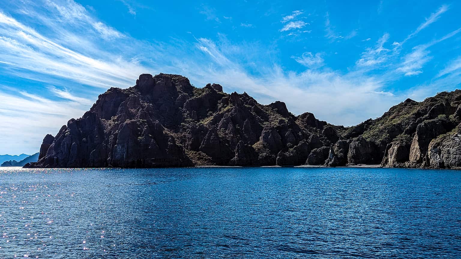 Discovering the Hidden Gem of Honeymoon Beach in Baja California Sur ...